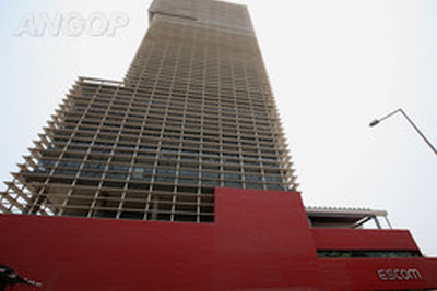 Luanda | Edifício ESCOM | 24 andares | 102 metros | SkyscraperCity Forum